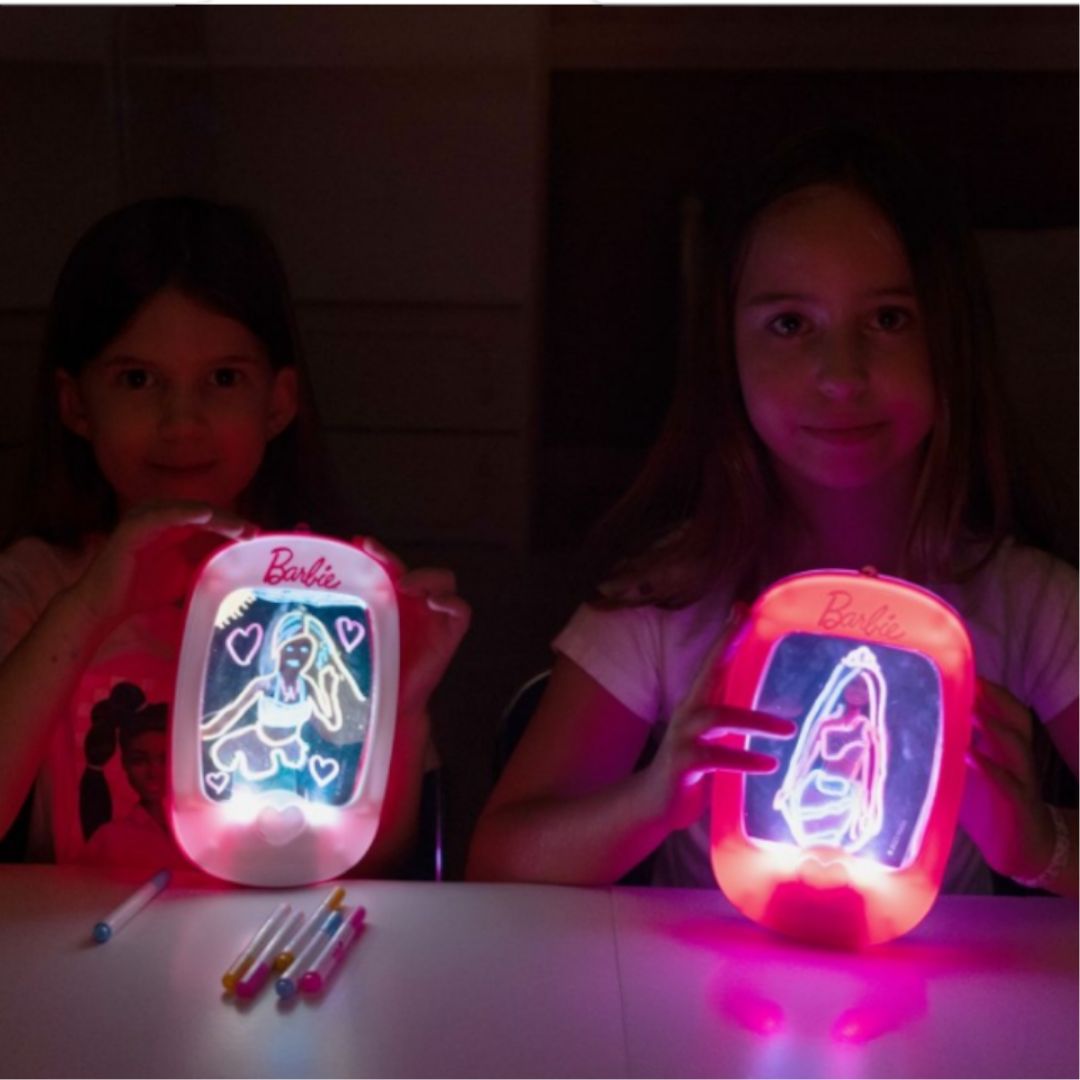 Barbie Tablet Pizarra 3D con Luz Led – GameStore
